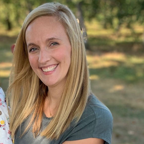 Renee's Closet (@renee_vose) | Poshmark